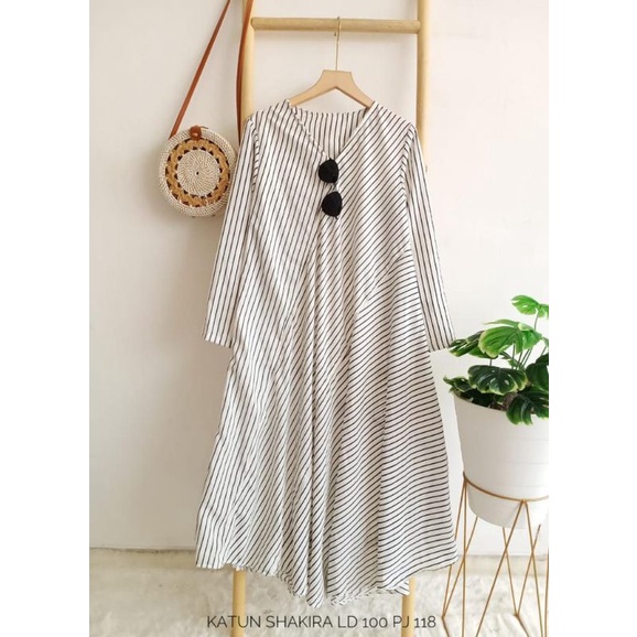 Jual Long tunik line hitam putih | Shopee Indonesia