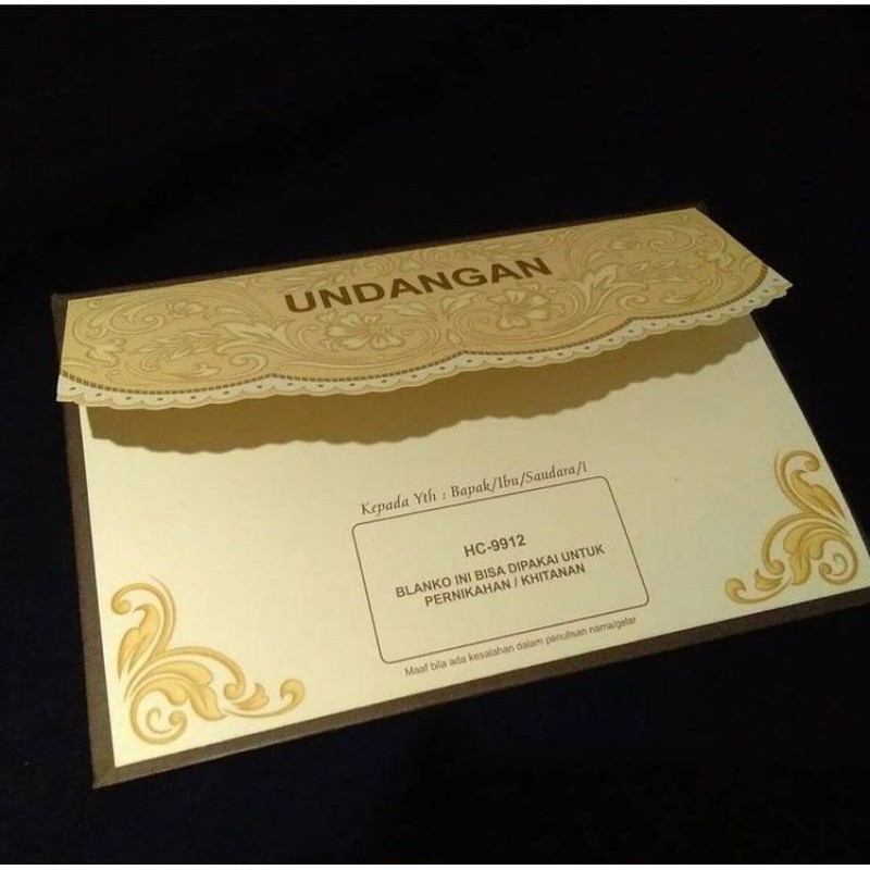 Jual Sampel undangan hard cover dan undangan tema Jawa gunungan wayang ...