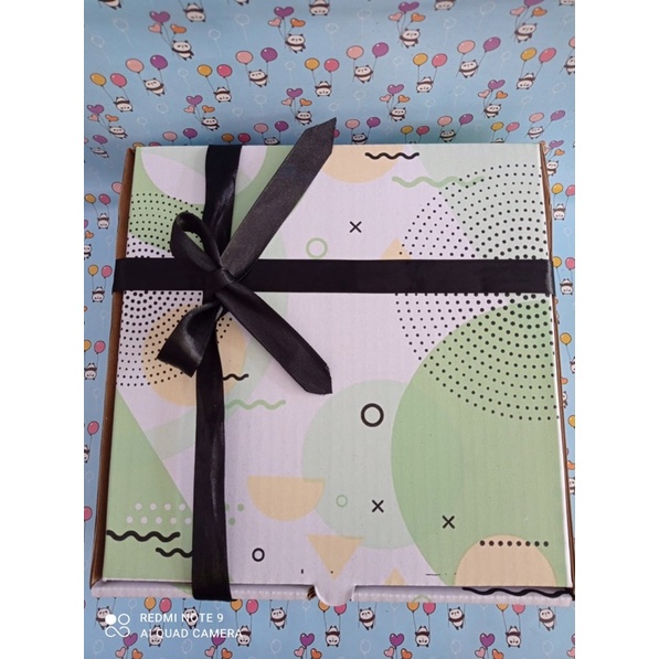 Jual BOX HAMPERS 24x24x7/KOTAK KADO/KOTAK ULTAH/FREE PITA,TALI RAMI ...