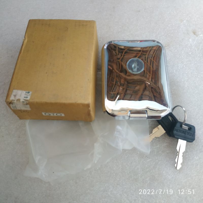 Jual TUTUP TANGKI KAWASAKI BINTER MERZY MERCY KZ200 GTO TUTUP TENGKI ...
