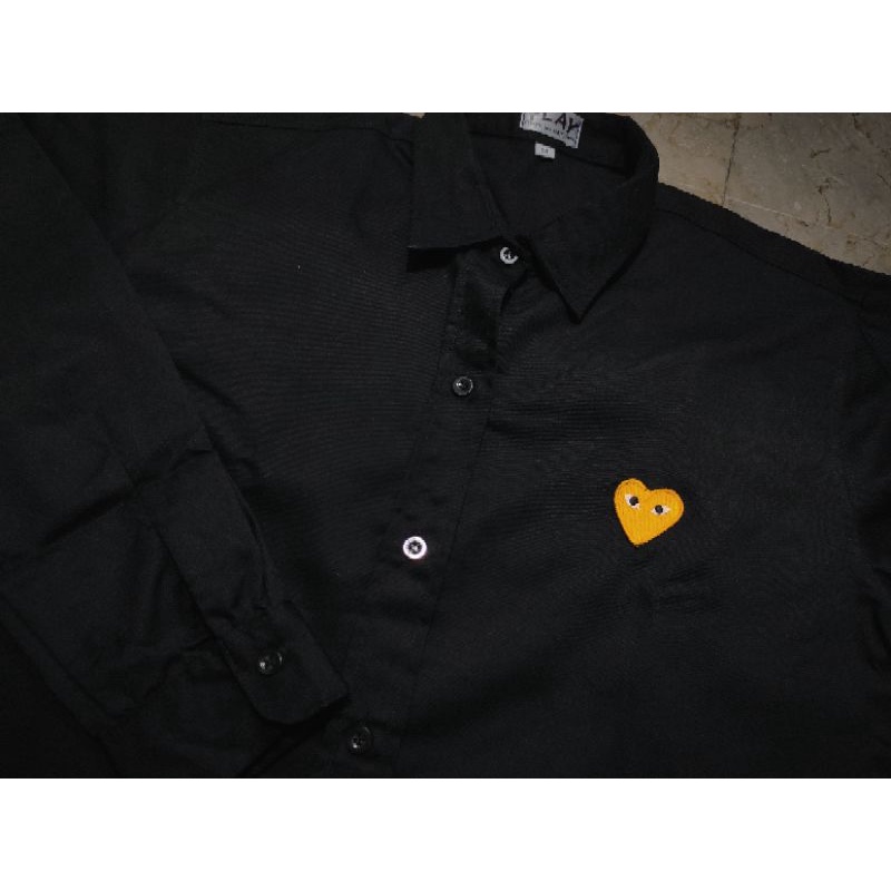 Jual Kemeja CDG PLAY Putih dan Hitam Cowok SHIRT FOR MEN Heart Hati ...