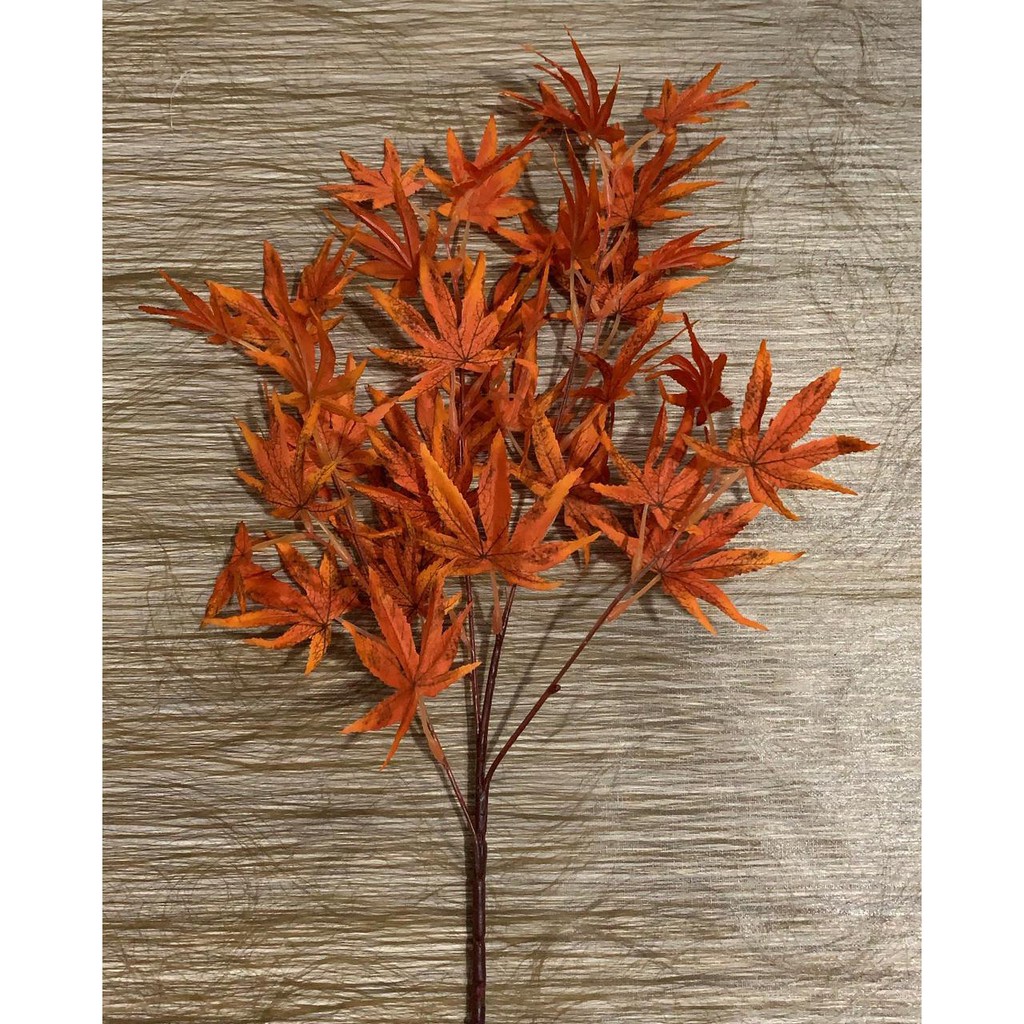 Jual (GD 18) - Daun Maple Artifisial Dekor Pelaminan Hantaran | Shopee ...
