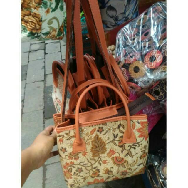 Jual TAS BATIK MODERN - SOVENIR KHAS JOGJA | Shopee Indonesia