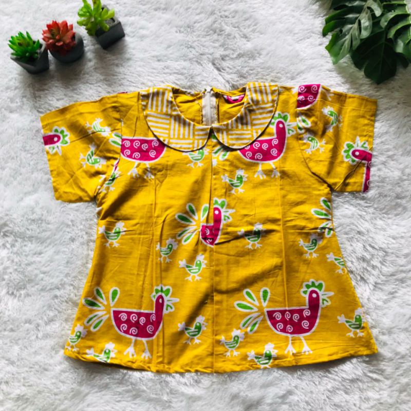 Jual Batik Costume Blus Batik Anak Perempuan Happy Chicks Merah Biru ...