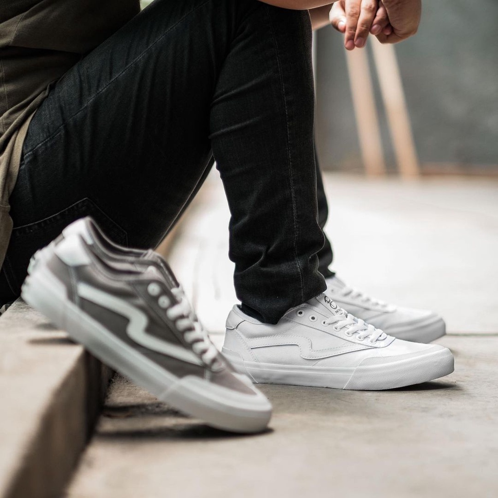 Jual PATROBAS NEW IVAN LOW | Shopee Indonesia