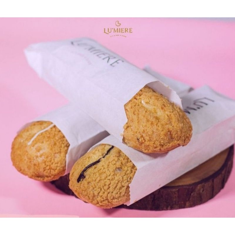 Jual isi 6pcs lumier lumiere crispypuff enak vanila,durian,dan coklat ...