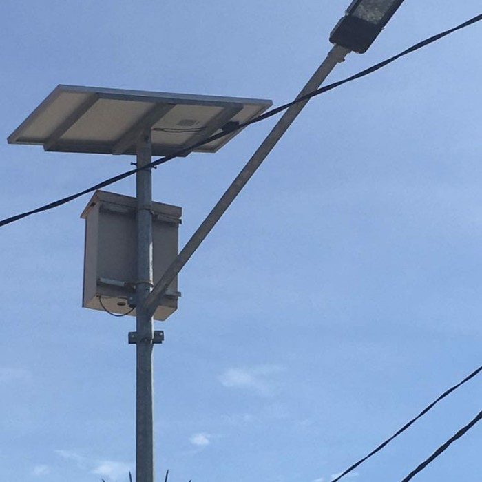 Jual Tiang Lampu PJU PLTS 2in1 Oktagonal 7m Galvanis | Shopee Indonesia