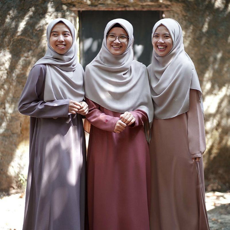 Jual Gamis Basic By Hijab Alila / Abaya Hijab Alila Original | Shopee ...
