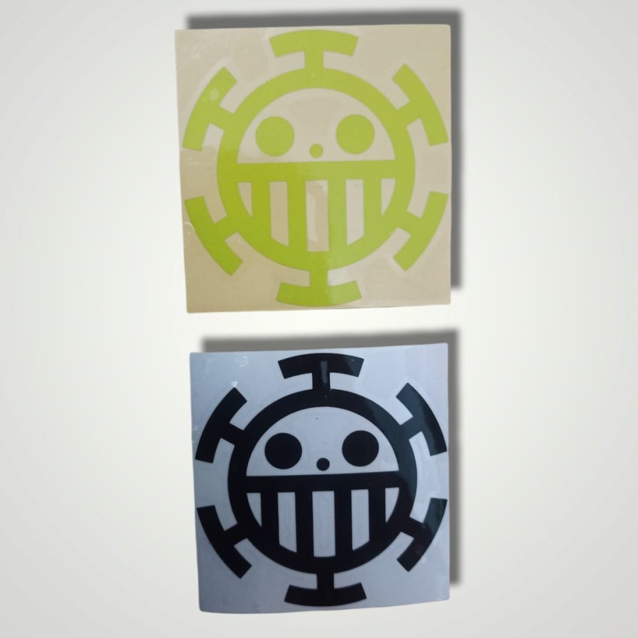 Jual cutting Stiker sticker trafalgar law one piece mobil motor helm ...