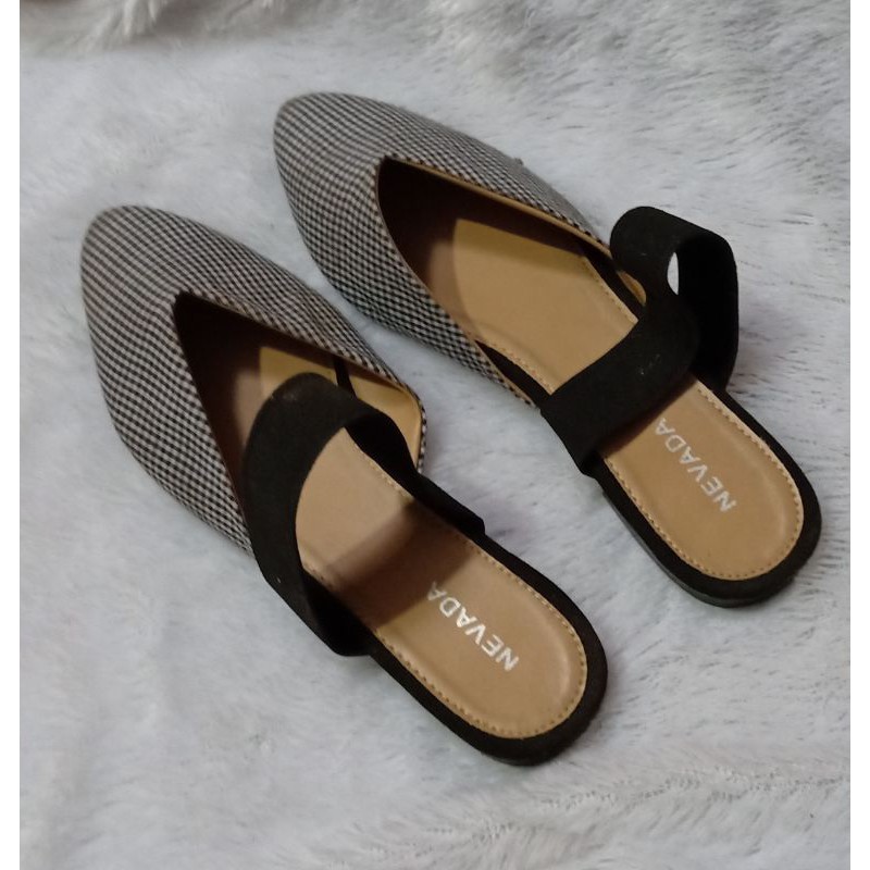 Jual Sepatu selop Nevada hitam kotak | Shopee Indonesia