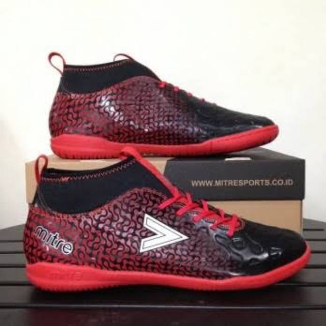 Jual Sepatu Futsal Mitre Ultimatch IN - Black Red | Shopee Indonesia