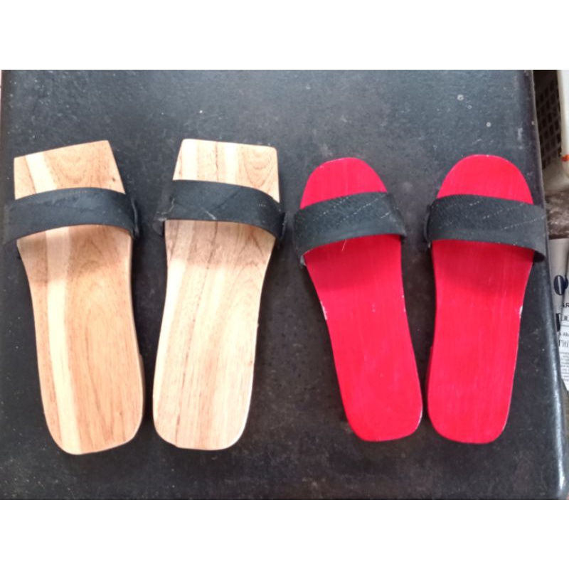 Jual sandal tangkelek / terompa bakiak dari kayu | Shopee Indonesia