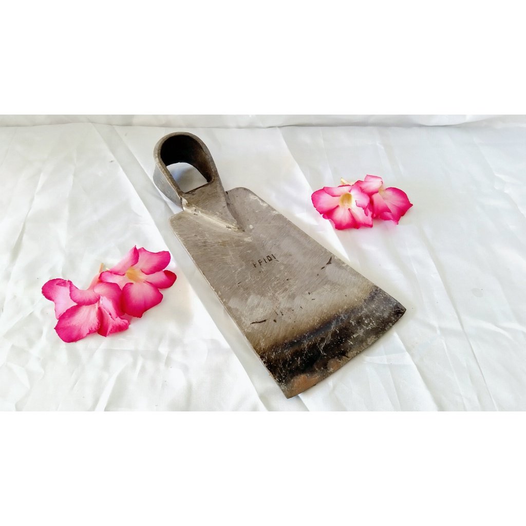 Jual Ganco Baja Per / Ganco Tanah Asli Per Baja / Cangkul Besar Baja ...