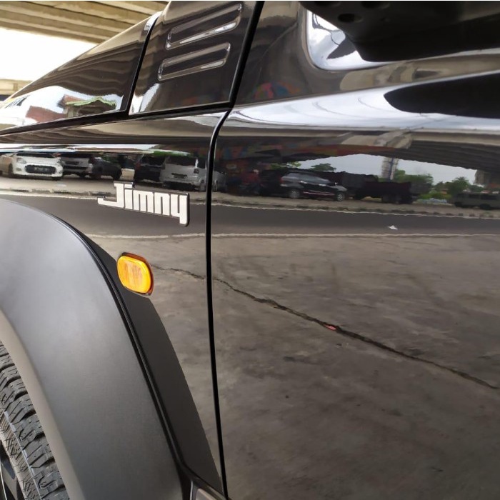 Jual Emblem Fender Jimny Suzuki Jimny 2019 JB74 Origibal SGP Japan | Shopee Indonesia