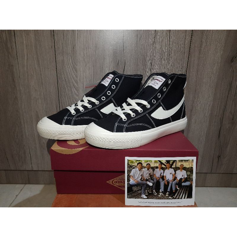 Jual Sepatu Compass Gazelle HI Black White | Shopee Indonesia