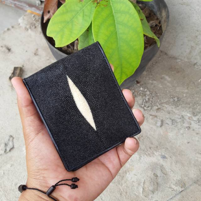 Jual Dompet lipat kulit ikan pari asli original sangat tebal | Shopee ...