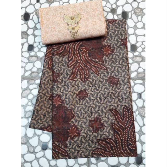 Jual RM KAIN BATIK MOTIF SOGAN KEMBANG LANGIT DAN EMBOS / BATIK ASLI ...