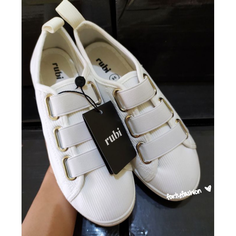 Jual {SALEE!!!} RUBI Olsen Sepatu Sneakers Tali Putih Sporty Velcro ...