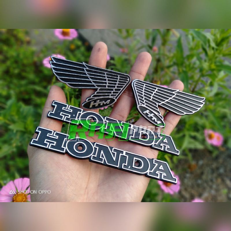 Jual EMBLEM/LOGO/SIMBOL TANGKI CB CB100 GLATIK DORAEMON | Shopee Indonesia