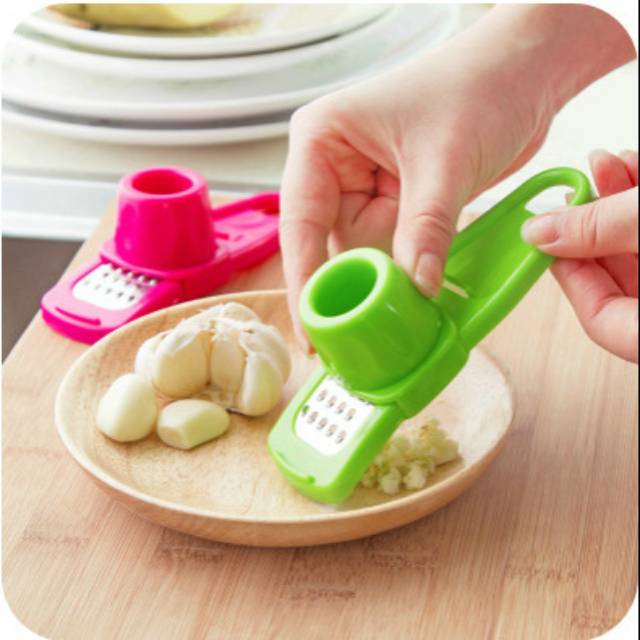 Jual MIX633 Parutan atau alat Penghalus Bawang | Shopee Indonesia