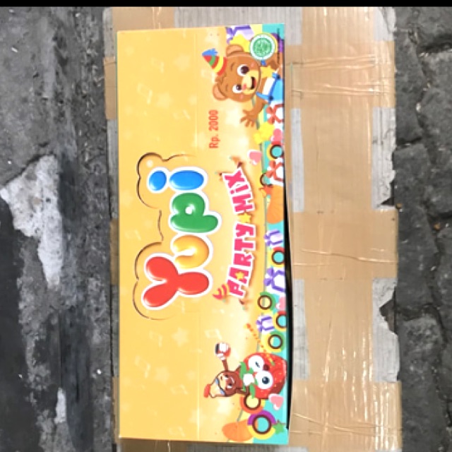 Jual PERMEN YUPI PARTY MIX 1 PAK ISI 12 PCS - Dus saset sachet yupy ...