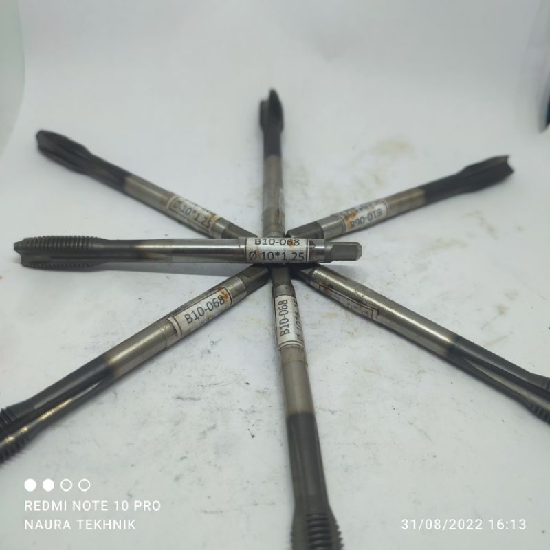 Jual Tap M10×1, 25 OH4 UFS lurus tap mesin hand tap M10 Tap bekas Tap spiral | Shopee Indonesia