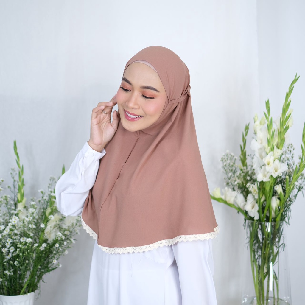 Jual Shakila Bergo Renda Kerudung Premium Jilbab High Quality Terlaris ...