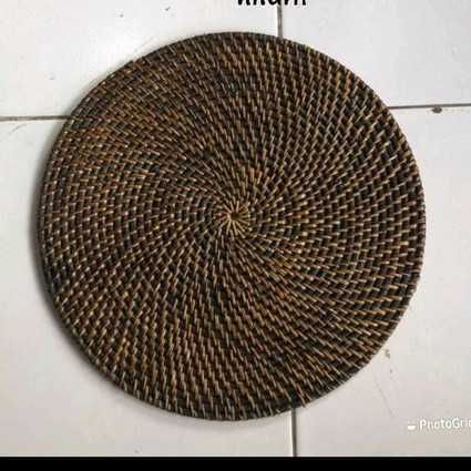 Jual Plasmet rotan atau alas piring 35 cm | Shopee Indonesia