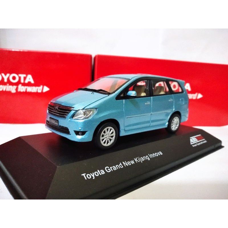 Jual Diecast Toyota Grand New Kijang Innova light blue Auto 2000 paper ...