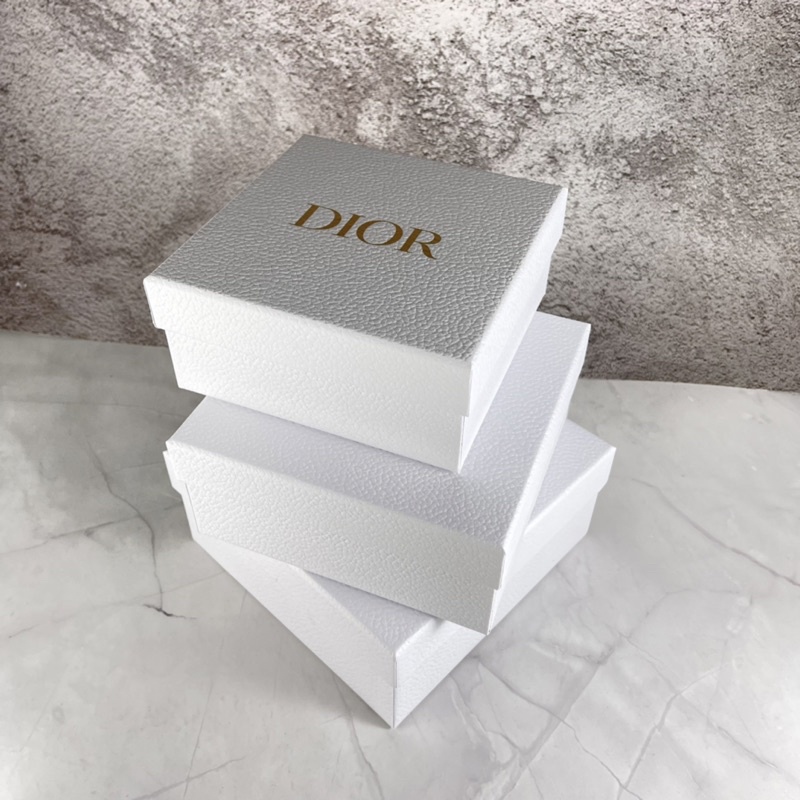 Jual DIOR CLASSIC WHITE HARD BOX PACKAGING — KOTAK KADO GIFT BOX ...