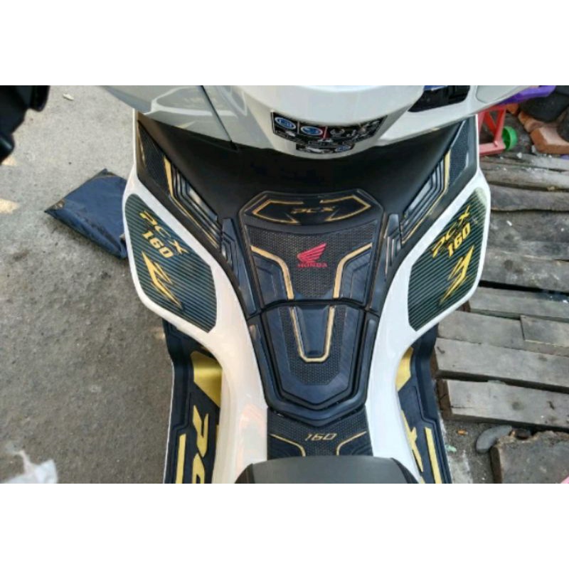 Jual Tankpad sidpad PCX 160 2021/2022 stiker pcx new carbon sticker ...