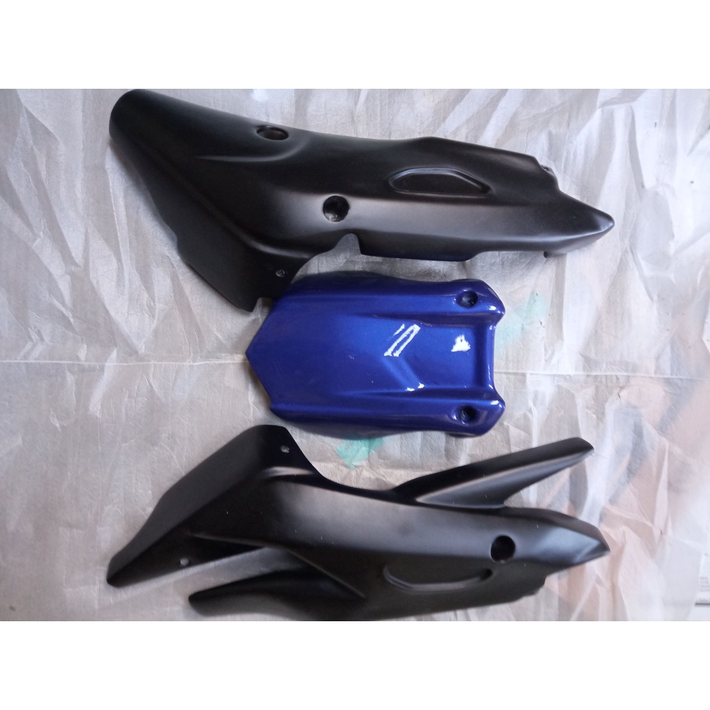 Jual Cover Arm R15 V4 Spakbor Kolong R15 V4 V3 Hitam Carbon | Shopee ...