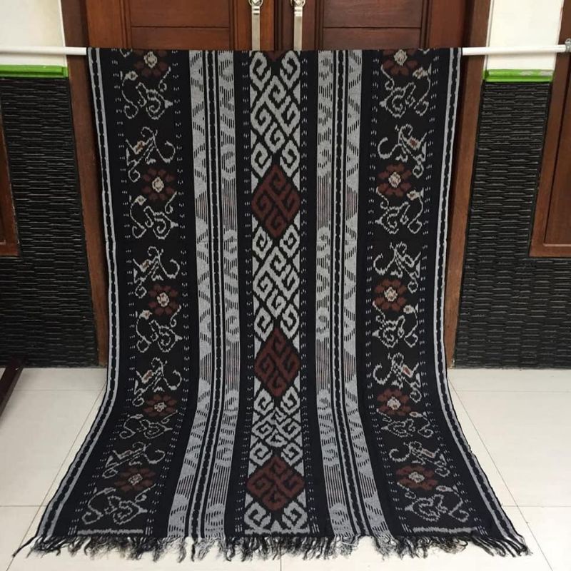 Jual KAIN TENUN BLANGKET ETNIK MOTIF BUNGA", TORAJA, SUMBA, NTT ...