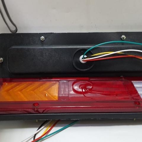 Jual Stoplamp Lampu Rem Mobil Truck Stop Led Running A130 Truk 12 Volt ...