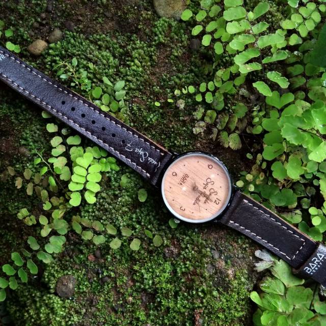 Jual Jam tangan kulit (custom nama dan model) | Shopee Indonesia