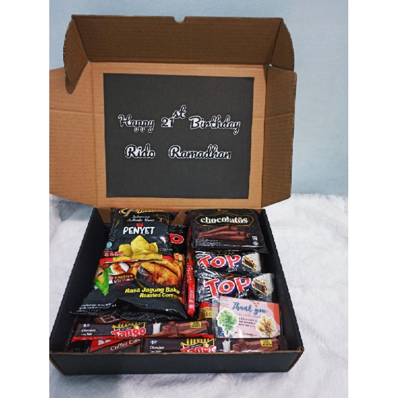 Jual Snack Box Large Hampers Parcel Biru Merah Hitam Pink Orange Murah ...
