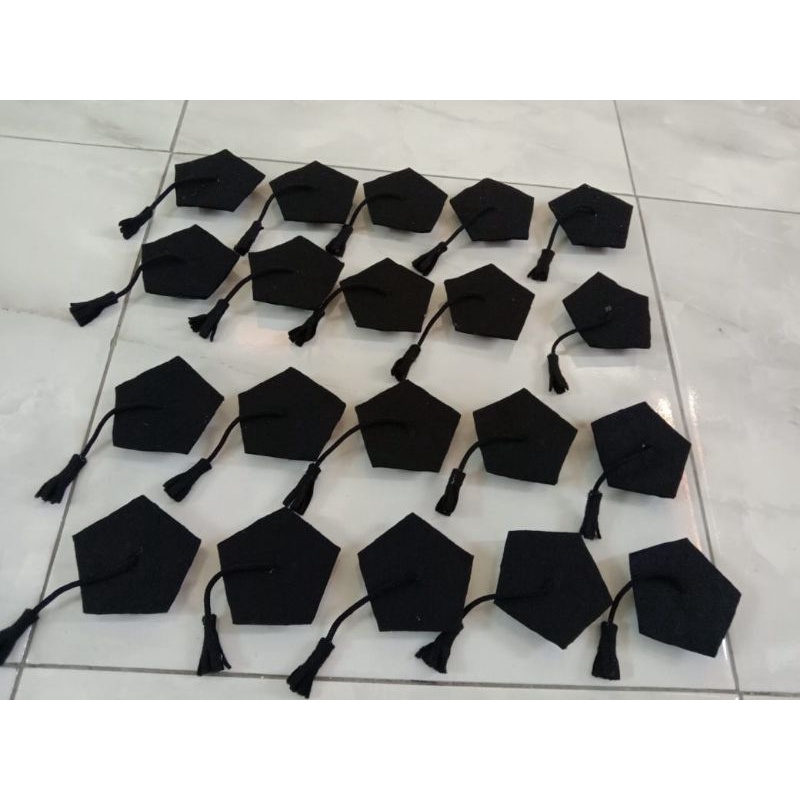 Jual Topi Toga Boneka Wisuda/ Toga Wisuda/ Topi Boneka/ Topi Wisuda ...