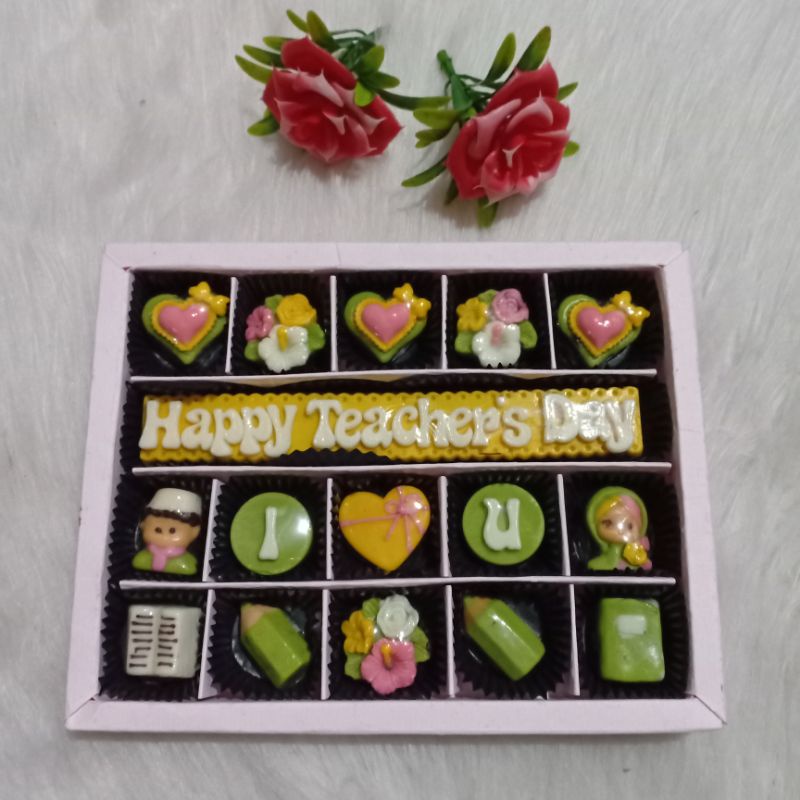 Jual Hadiah Hari Guru ' Coklat Happy Teachers Day' | sekat 20 | Shopee ...
