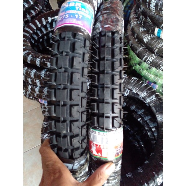 Jual ban motor ban trail / batik tahu ring 17 ban motor cross | Shopee ...