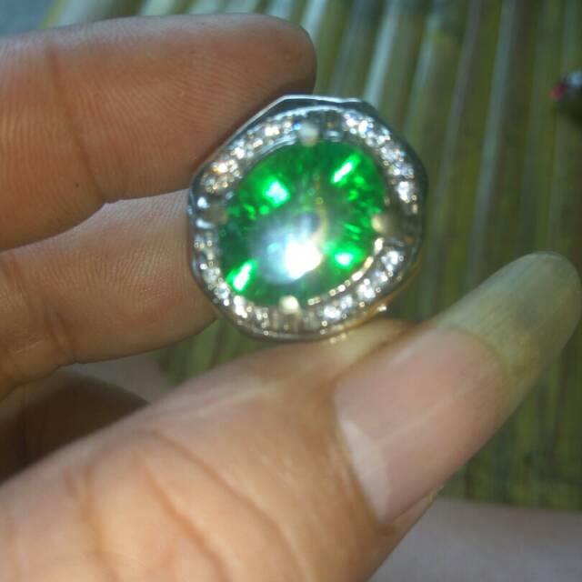 Jual Zamrud catam Colombia aka zamrud india | Shopee Indonesia