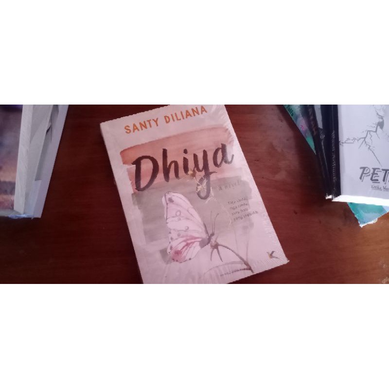 Jual Novel Dhiya karya Santy Diliana | Shopee Indonesia