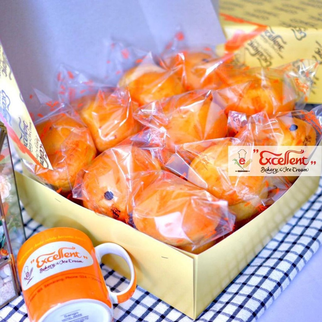 Jual BOX ISI 10 ROTI BLUDER / BLUDER KHAS JAMAN DULU BY EXCELLENT ...