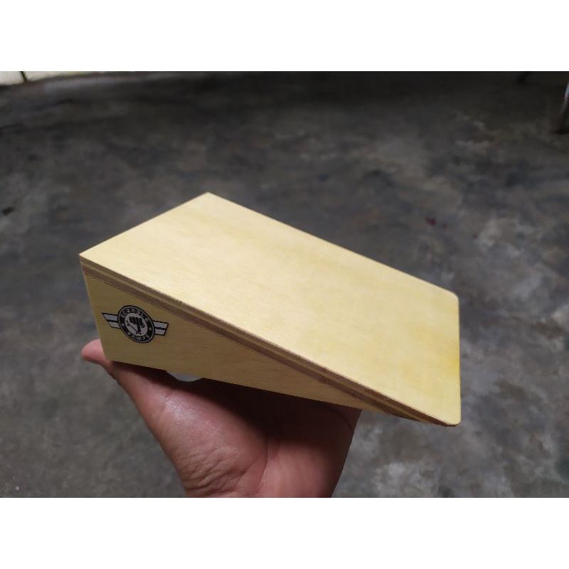 Jual fingerboard obstacle ramps street kicker | Shopee Indonesia