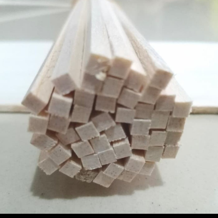 Jual 10PCS 6x6 Balsa stik 6mm x 6mm x 50cm balsa stick kayu maket ...