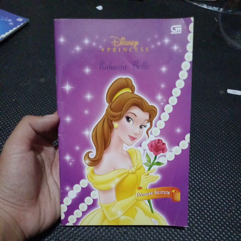 Jual dongeng Disney Princess Ariel, Cinderella, Putri Salju. Operet ...