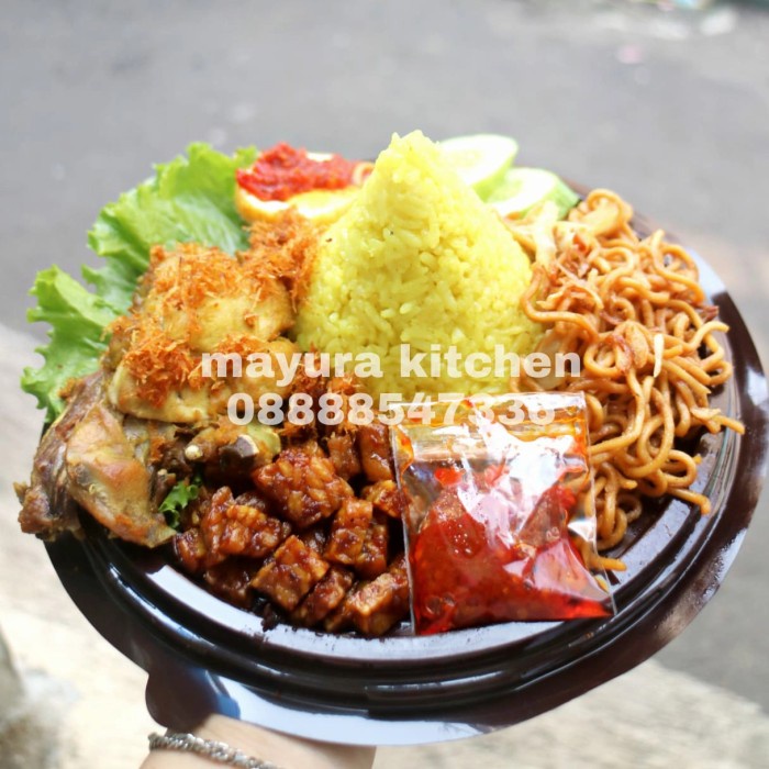 Jual Tumpeng Mini Komplit Ayam Goreng Nasi Kuning Nasi Box Acara Ultah - komplit ayam | Shopee ...