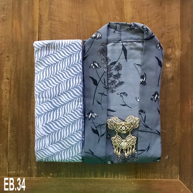Jual KEBAYA KUTUBARU JADUL NENEK BUNGA KARTINI | Shopee Indonesia