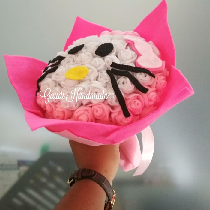 Jual Buket Bunga Flanel Buket Doraemon Buket Hello Kitty Buket Minion ...