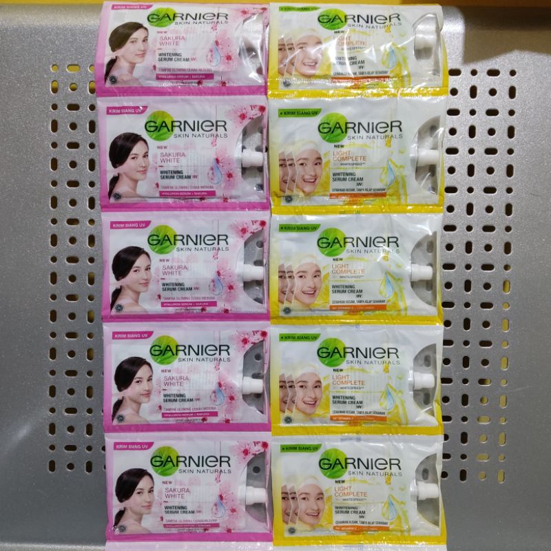 Jual Garnier cream sachet 7ml isi 12 / Garnier whitening serum cream UV ...
