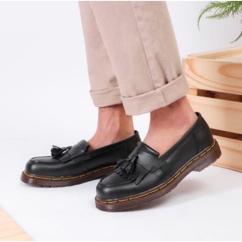Jual sepatu loafers tassel docmart pria wanita kulit asli sepatu model ...